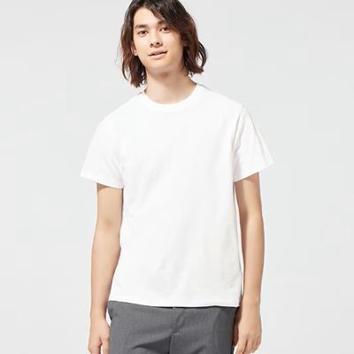 【490円】GUのコットンカラーT｜お手頃価格でガンガン使えてコスパ最強（やさしい肌ざわり） - GUUGU｜ぐうぐ