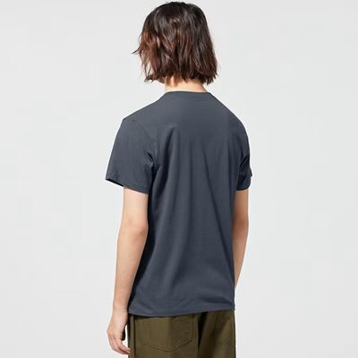 【490円】GUのコットンカラーT｜お手頃価格でガンガン使えてコスパ最強（やさしい肌ざわり） - GUUGU｜ぐうぐ
